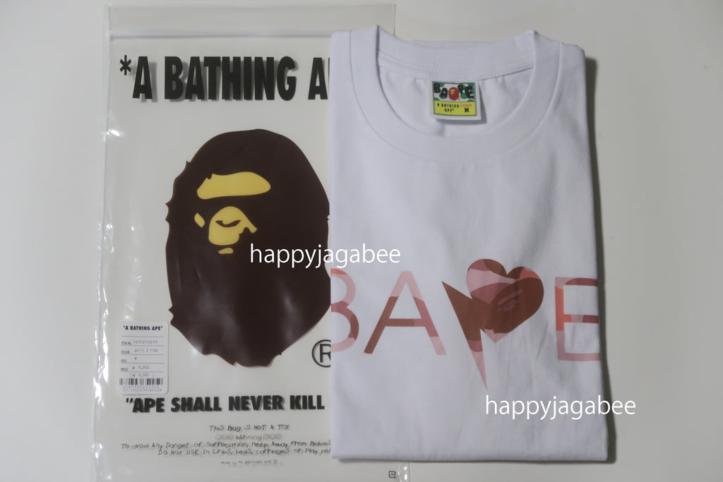A BATHING APE Ladies' 1ST CAMO HEART BAPE LOGO TEE – happyjagabee store